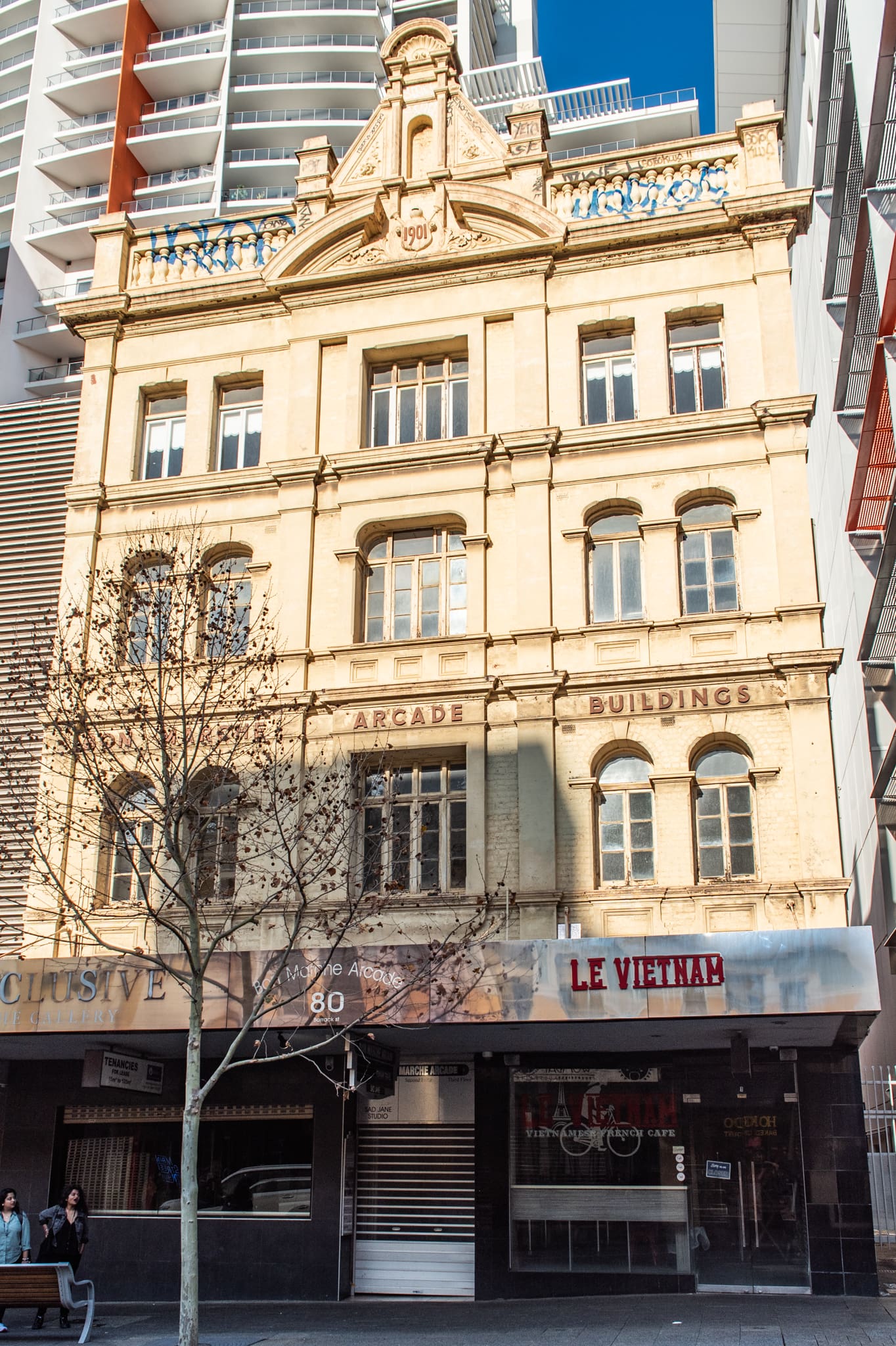 Bon Marche Arcade, Perth WA – iParks